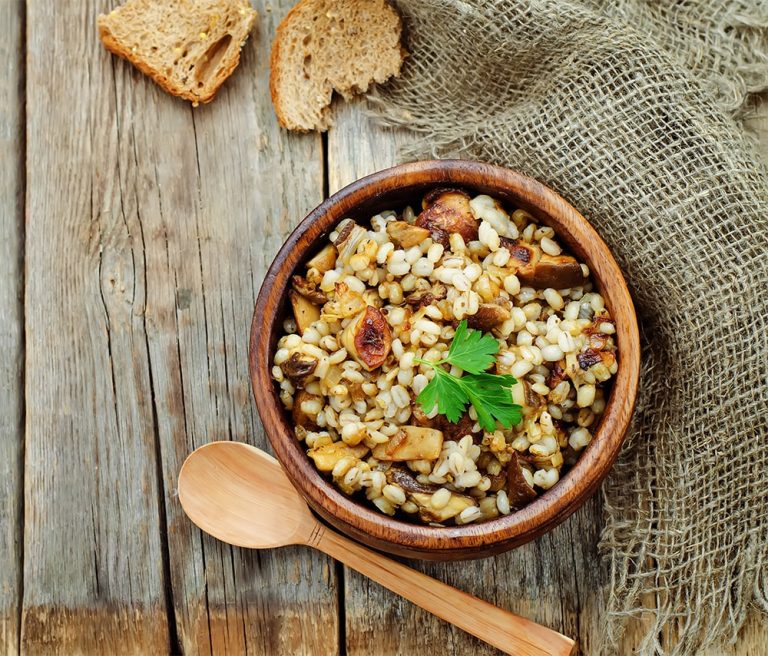 Kritharoto with Mushrooms - Evoiki Zimi